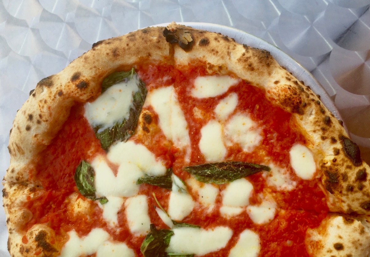 Stone Neapolitan Pizza – And A Chocolate Drizzle